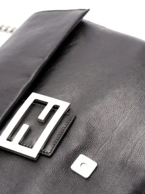 Fendi Baguette Large Leather Shoulder Bag - Black