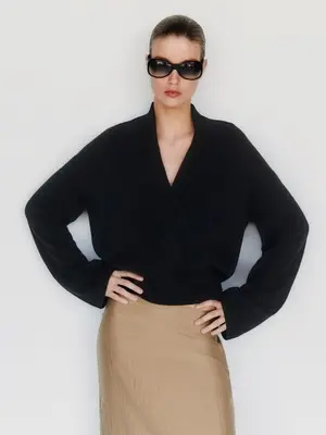 REFORMATION Easton Cashmere Sweater - Black