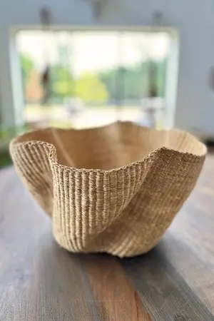MBARE Handwoven Wave Basket - Natural
