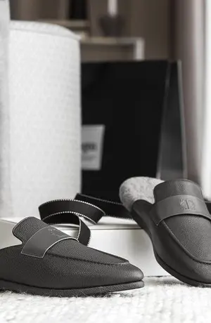 TOGAS Leather Slippers