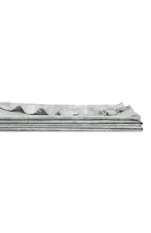 TOGAS Neira Throw