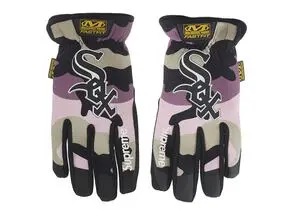 Supreme Mechanix Fastfit Mlb Teams Gloves - Pink Camo