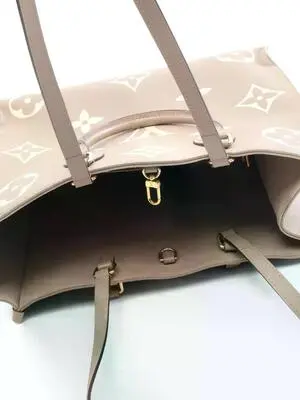 LOUIS VUITTON 2000s Monogram Onthego Mm Tote Bag