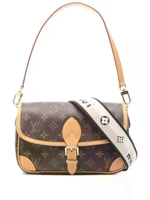 LOUIS VUITTON 2010s Diane Monogram Shoulder Bag