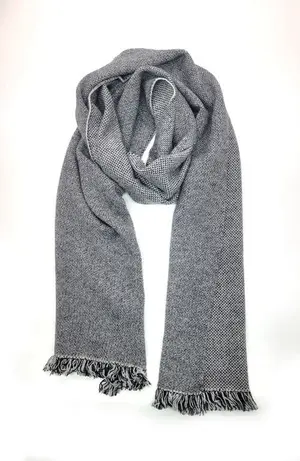Portolano Cashmere Scarf With Fringes