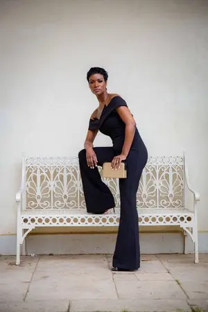 LARALLAN Glitter Clutch With Chain Strap