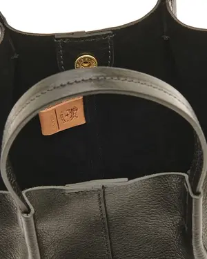 Il Bisonte Nina Pleated Leather Crossbody