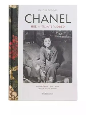 FLAMMARION Chanel: Her Intimate World' Book - White