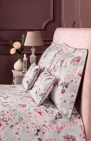 TOGAS Loretta Decorative Pillow