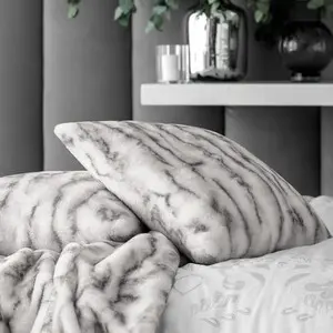 TOGAS Amara Decorative Pillow