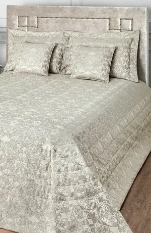 TOGAS Viardo Decorative Pillow