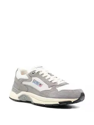 AUTRY Logo Detail Sneakers - Grey