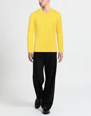 MQJ Cable-knit V-neck Sweater