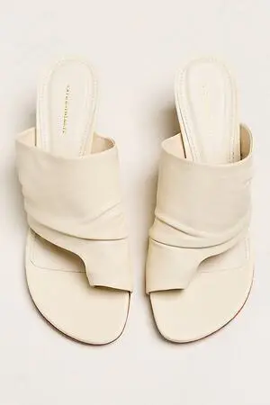 Anthropologie Toe-loop Scrunch Heeled Sandals - Cream