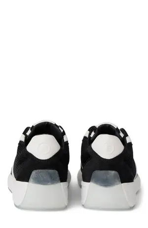 FRESHY Signature Series Sneakers - Black/white