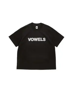 VOWELS Blur Tee - Black