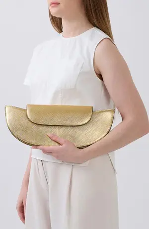 BEHNO Nadia Leather Clutch - Gold