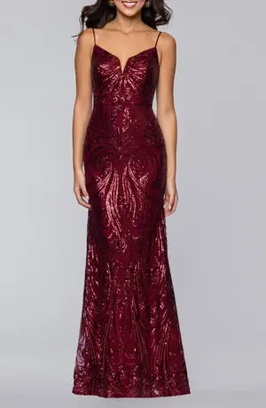 BLONDIE NITES Sequin Sweetheart Gown