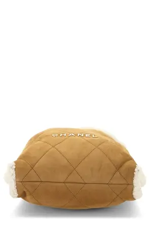 Chanel 22 Hobo Bag