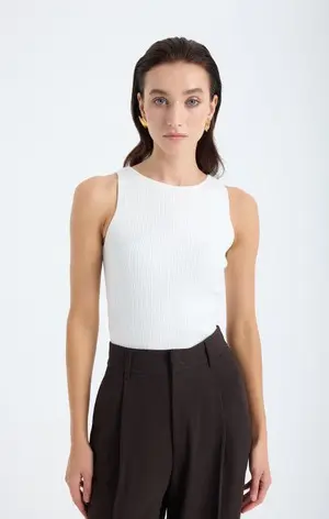 MONLICIA Nila Ribbed Sleeveless Knit Top