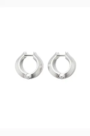 ETIQ Knife Edge Huggie Earrings
