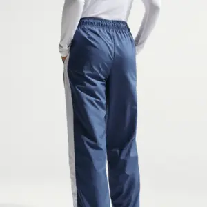 Nike Sportswear Classic Mid-rise Open-hem Pants