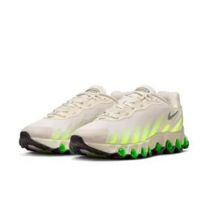 Nike Air Max Dn8 Sneakers - Brown