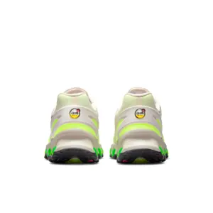 Nike Air Max Dn8 Sneakers - Brown