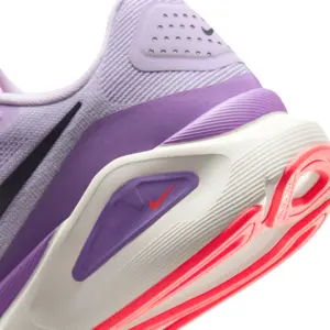 Nike Structure 26 Road Running Shoes