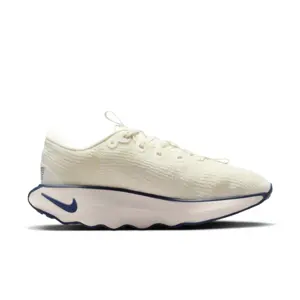 Nike Motiva Walking Shoes - White