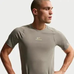 Men's Moisture-Wicking Sport Tops
