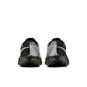 Nike Kiger Trail Running Shoes