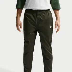 Nike Club Woven Tapered Pants