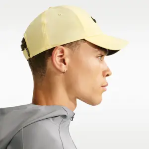 Nike Dri-fit Club Structured Swoosh Cap