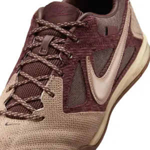 Nike Gato Shoes - Brown
