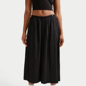 Nike Sportswear Oversized Mid-rise Culotte Pants