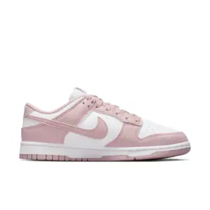 Nike Dunk Low Sneakers