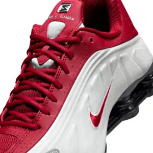 Nike Shox R4 Sneakers - Grey