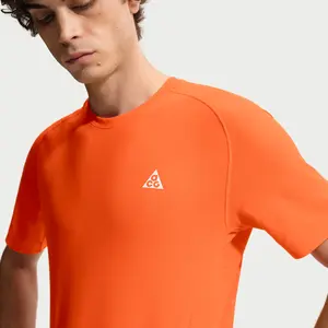 Nike Solar Chase Trail Running Top - Orange