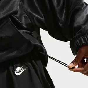 Nike Sportswear Oversized Windrunner Jacket
