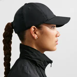 Nike Dri-fit Club Unstructured Metal Swoosh Cap