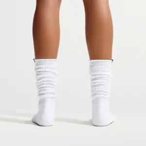 Nike Everyday Plus Slouchy Cushioned Crew Socks