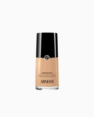 Giorgio Armani 5 Light Neutral Pink, Luminous Silk Natural Glow Blurring Foundation With 24- Hour Wear - Beige