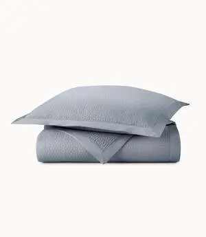 PEACOCK ALLEY Hamilton Quilted Coverlet - Blue