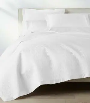 PEACOCK ALLEY Hamilton Quilted Coverlet - Blue
