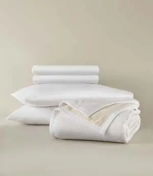 PEACOCK ALLEY The Favorite Bed Bundle - White