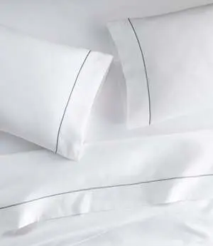 PEACOCK ALLEY Boutique Pillowcases - Pearl
