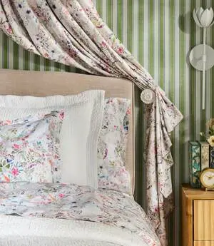 PEACOCK ALLEY Chloe Duvet Set