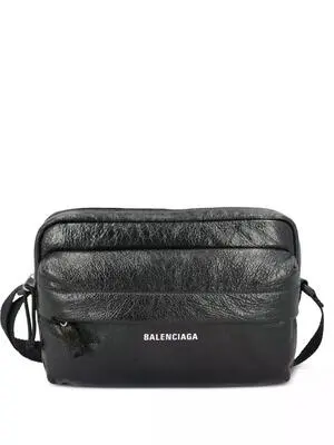Balenciaga Logo-print Shoulder Bag - Black
