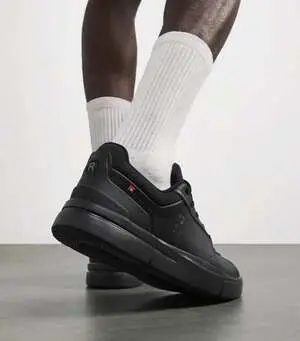 On The Roger Advantage Sneakers - Black
